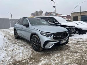 Pelēks Mercedes-Benz GLC 200 2023 Kauņa, ar dzinēja tilpumu 1.99 L un nobraukumu 73 tūkst. km par 32900 €, foto  vietnē AUTOMOTO.COM.LV