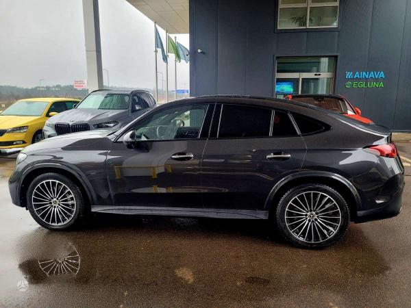 Grey Mercedes-Benz GLC 200 2024 in Vilnius, with an engine capacity of 0.00 L and mileage of 22 thousand km for 67000 €, photo 6 on AUTOMOTO.COM.LV
