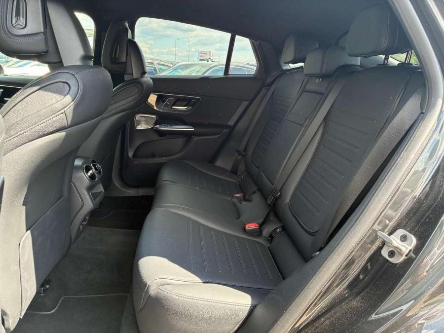 Grey Mercedes-Benz GLC 200 2026 in Vilnius, with an engine capacity of 2.00 L and mileage of 8 thousand km for 66900 €, photo 18 on AUTOMOTO.COM.LV