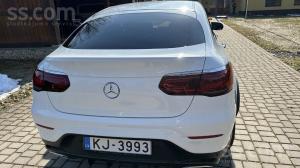 Balts Mercedes-Benz GLC 200 2022 Rīga, ar dzinēja tilpumu 2.00 L un nobraukumu 76 tūkst. km par 42000 €, foto 4 vietnē AUTOMOTO.COM.LV