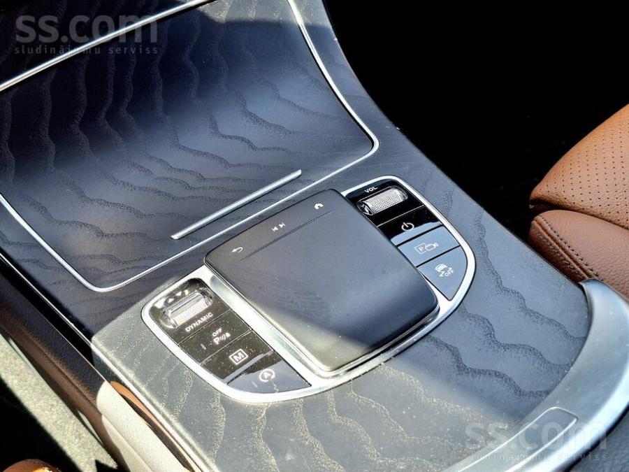 Balts Mercedes-Benz GLC 200 2022 Rīga, ar dzinēja tilpumu 2.00 L un nobraukumu 109 tūkst. km par 32700 €, foto 11 vietnē AUTOMOTO.COM.LV