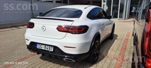Balts Mercedes-Benz GLC 200 2022 Jūrmala, ar dzinēja tilpumu 2.00 L un nobraukumu 84 tūkst. km par 37500 €, foto 4 vietnē AUTOMOTO.COM.LV