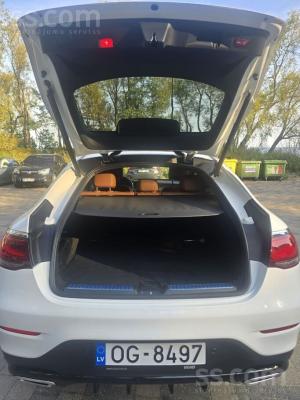 Balts Mercedes-Benz GLC 200 2022 Jūrmala, ar dzinēja tilpumu 2.00 L un nobraukumu 81 tūkst. km par 36500 €, foto 8 vietnē AUTOMOTO.COM.LV