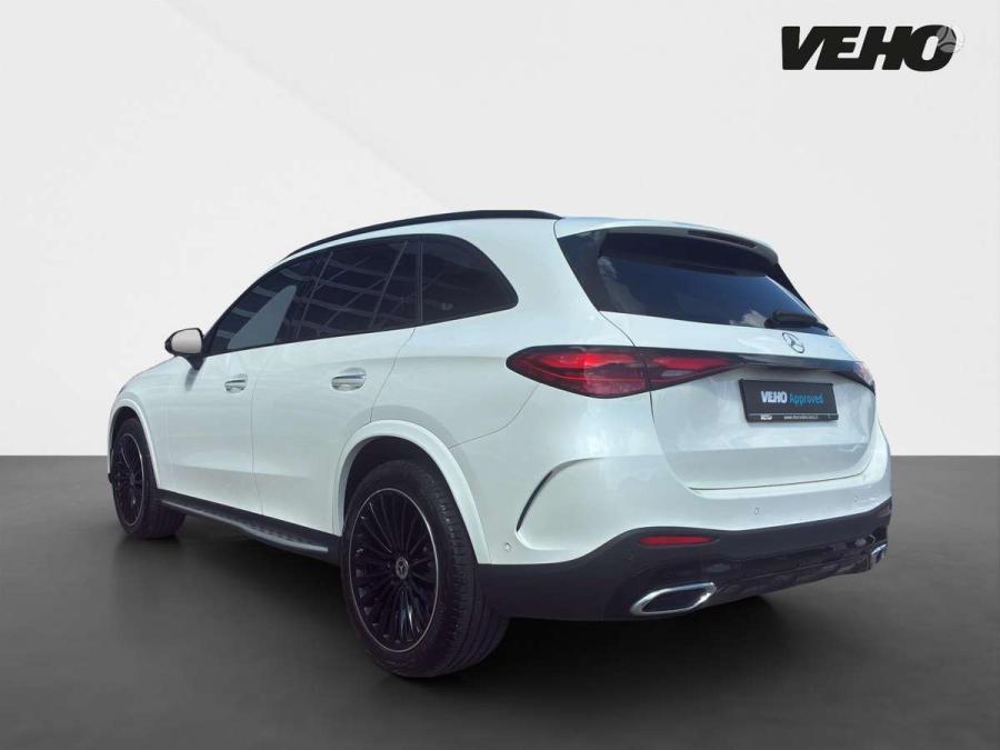 Balts Mercedes-Benz GLC 200 2023 Viļņa, ar dzinēja tilpumu 2.00 L un nobraukumu 36 tūkst. km par 51900 €, foto 4 vietnē AUTOMOTO.COM.LV