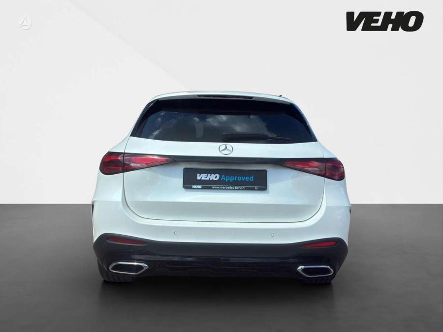Balts Mercedes-Benz GLC 200 2023 Viļņa, ar dzinēja tilpumu 2.00 L un nobraukumu 36 tūkst. km par 51900 €, foto 5 vietnē AUTOMOTO.COM.LV