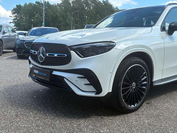 Balts Mercedes-Benz GLC 200 2023 Viļņa, ar dzinēja tilpumu 2.00 L un nobraukumu 36 tūkst. km par 51900 €, foto 9 vietnē AUTOMOTO.COM.LV