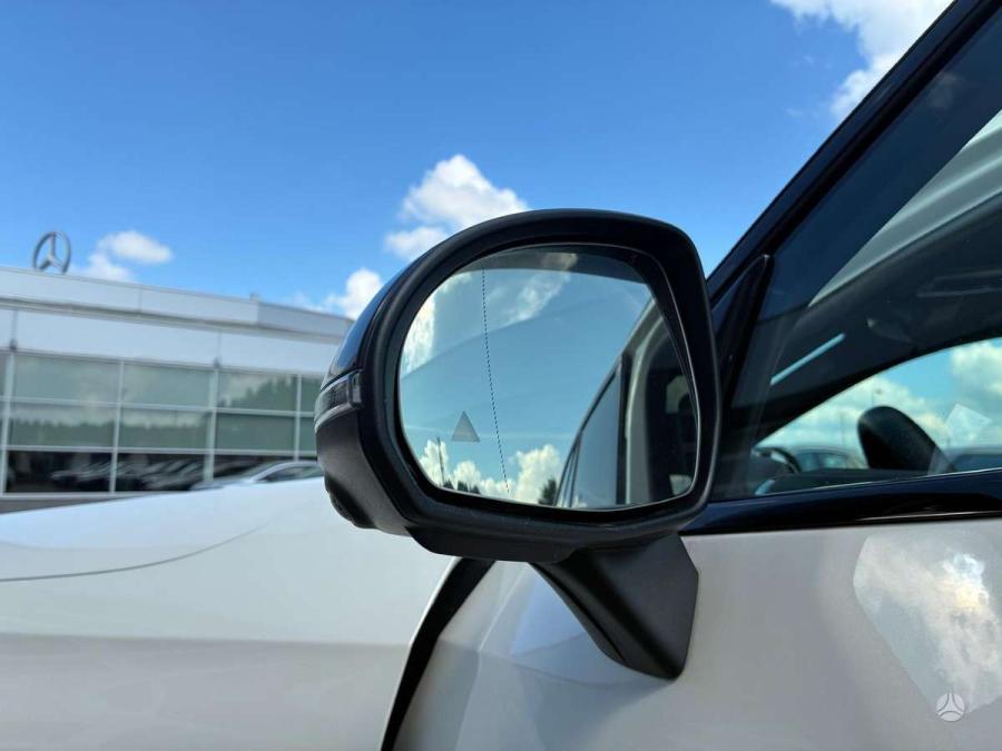 Balts Mercedes-Benz GLC 200 2023 Viļņa, ar dzinēja tilpumu 2.00 L un nobraukumu 36 tūkst. km par 51900 €, foto 14 vietnē AUTOMOTO.COM.LV