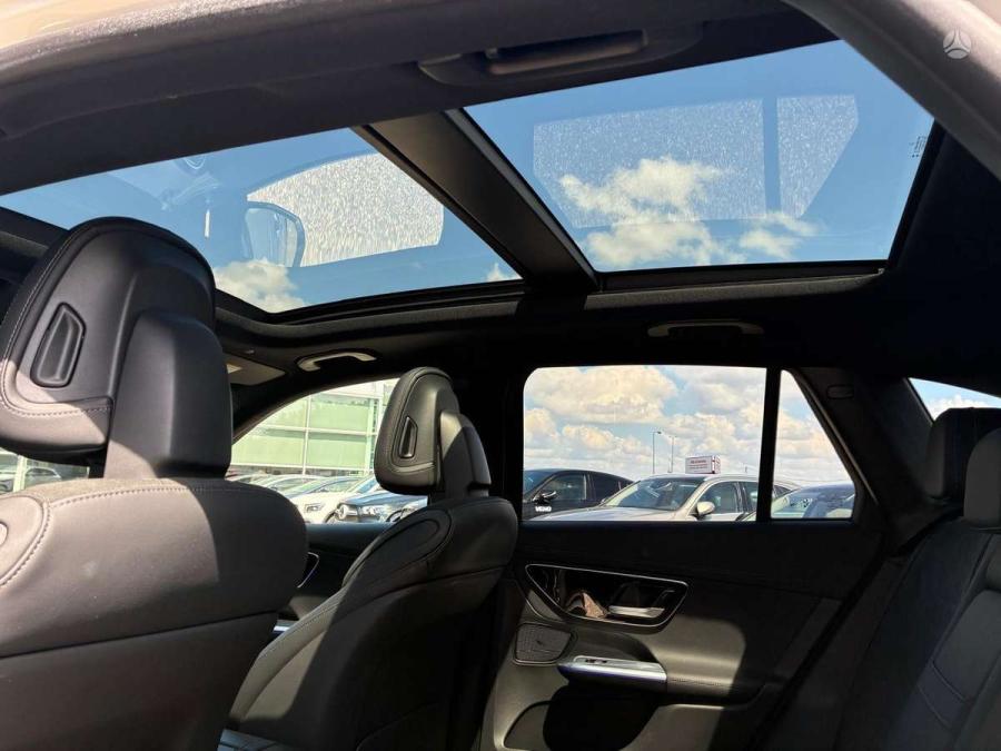 Balts Mercedes-Benz GLC 200 2023 Viļņa, ar dzinēja tilpumu 2.00 L un nobraukumu 36 tūkst. km par 51900 €, foto 26 vietnē AUTOMOTO.COM.LV