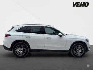 White Mercedes-Benz GLC 200 2025 in Vilnius, with an engine capacity of 1.99 L and mileage of 10 thousand km for 55938 €, photo 6 on AUTOMOTO.COM.LV
