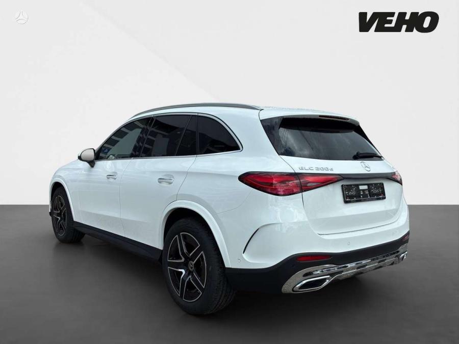 Balts Mercedes-Benz GLC 200 2026 Viļņa, ar dzinēja tilpumu 1.99 L un nobraukumu 0 tūkst. km par 59335 €, foto 4 vietnē AUTOMOTO.COM.LV