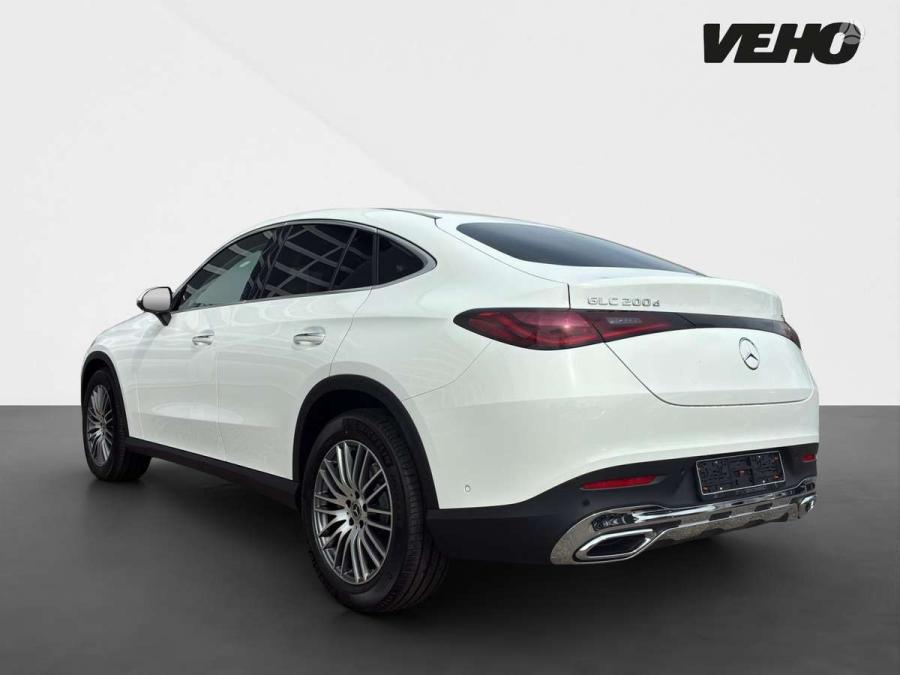 Balts Mercedes-Benz GLC 200 2026 Viļņa, ar dzinēja tilpumu 1.99 L un nobraukumu 0 tūkst. km par 57799 €, foto 4 vietnē AUTOMOTO.COM.LV