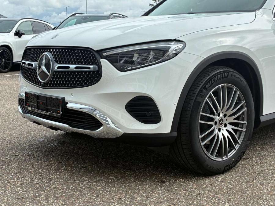 Balts Mercedes-Benz GLC 200 2026 Viļņa, ar dzinēja tilpumu 1.99 L un nobraukumu 0 tūkst. km par 57799 €, foto 10 vietnē AUTOMOTO.COM.LV