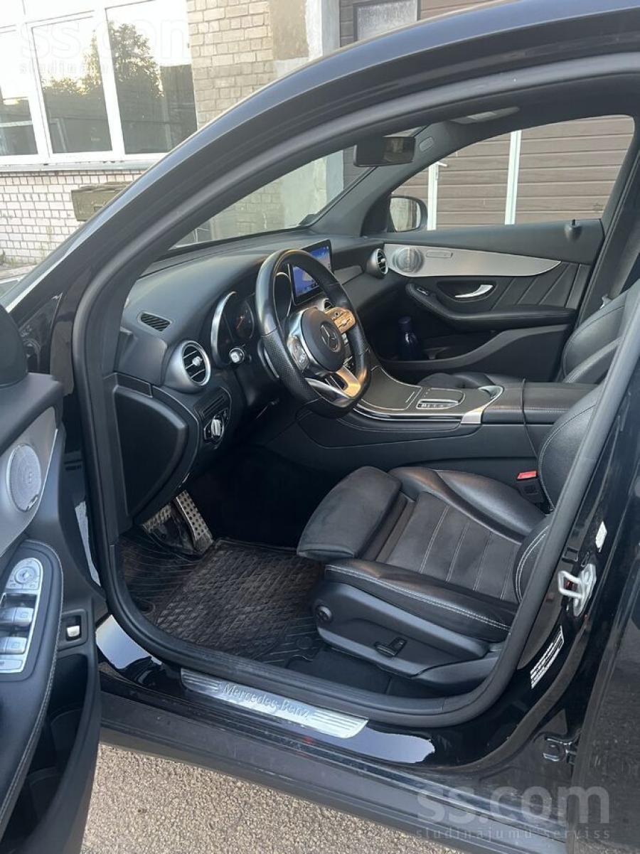 Melns Mercedes-Benz GLC 220 2019 Rīga, ar dzinēja tilpumu 2.00 L un nobraukumu 154 tūkst. km par 28900 €, foto 4 vietnē AUTOMOTO.COM.LV