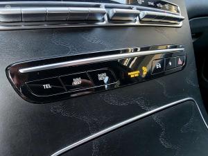 Black Mercedes-Benz GLC 220 2019 in Utena, with an engine capacity of 1.95 L and mileage of 159 thousand km for 28700 €, photo 20 on AUTOMOTO.COM.LV