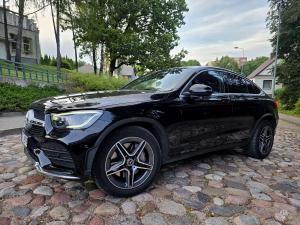Black Mercedes-Benz GLC 220 2019 in Utena, with an engine capacity of 1.95 L and mileage of 159 thousand km for 28700 €, photo 45 on AUTOMOTO.COM.LV