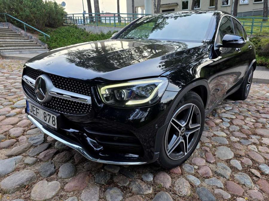 Black Mercedes-Benz GLC 220 2019 in Utena, with an engine capacity of 1.95 L and mileage of 159 thousand km for 28700 €, photo 47 on AUTOMOTO.COM.LV