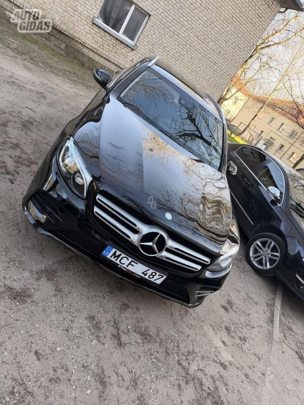 Melns Mercedes-Benz GLC 220 2015 Klaipėda, ar dzinēja tilpumu 2.10 L un nobraukumu 155 tūkst. km par 18500 €, foto 1 vietnē AUTOMOTO.COM.LV