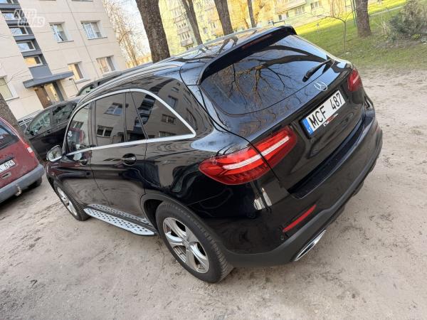 Melns Mercedes-Benz GLC 220 2015 Klaipėda, ar dzinēja tilpumu 2.10 L un nobraukumu 155 tūkst. km par 18500 €, foto 2 vietnē AUTOMOTO.COM.LV