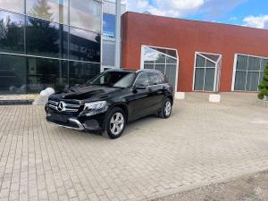 Melns Mercedes-Benz GLC 220 2015 Marijampole, ar dzinēja tilpumu 2.14 L un nobraukumu 137 tūkst. km par 17600 €, foto  vietnē AUTOMOTO.COM.LV