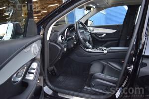 Black Mercedes-Benz GLC 220 2016 in Riga, with an engine capacity of 2.20 L and mileage of 148 thousand km for 23900 €, photo 4 on AUTOMOTO.COM.LV
