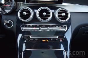 Black Mercedes-Benz GLC 220 2016 in Riga, with an engine capacity of 2.20 L and mileage of 148 thousand km for 23900 €, photo 7 on AUTOMOTO.COM.LV