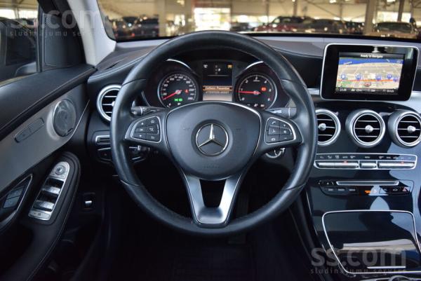 Melns Mercedes-Benz GLC 220 2016 Rīga, ar dzinēja tilpumu 2.20 L un nobraukumu 148 tūkst. km par 23900 €, foto 7 vietnē AUTOMOTO.COM.LV
