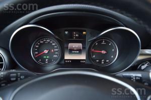 Black Mercedes-Benz GLC 220 2016 in Riga, with an engine capacity of 2.20 L and mileage of 148 thousand km for 23900 €, photo 10 on AUTOMOTO.COM.LV