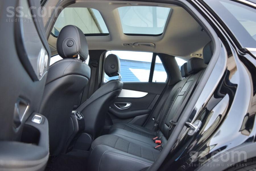 Black Mercedes-Benz GLC 220 2016 in Riga, with an engine capacity of 2.20 L and mileage of 148 thousand km for 23900 €, photo 12 on AUTOMOTO.COM.LV