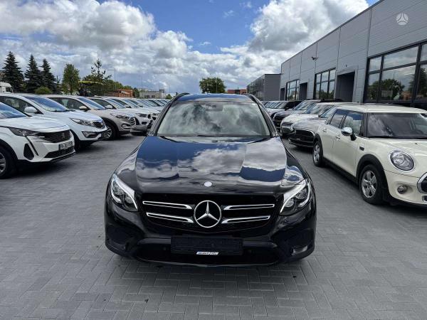 Black Mercedes-Benz GLC 220 2016 in Telschi, with an engine capacity of 2.14 L and mileage of 255 thousand km for 16500 €, photo 10 on AUTOMOTO.COM.LV
