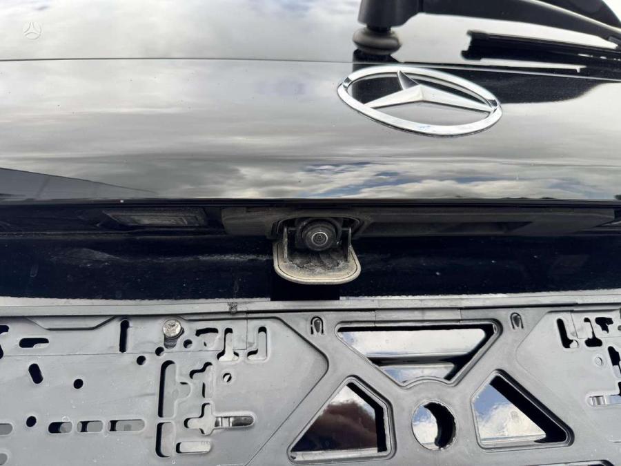 Black Mercedes-Benz GLC 220 2016 in Telschi, with an engine capacity of 2.14 L and mileage of 255 thousand km for 16500 €, photo 15 on AUTOMOTO.COM.LV
