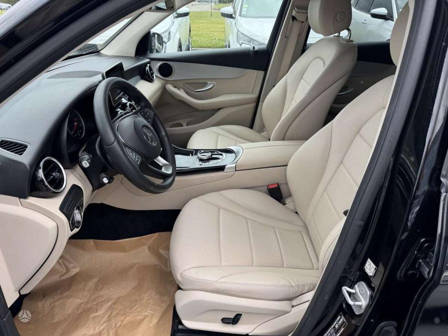 Black Mercedes-Benz GLC 220 2016 in Telschi, with an engine capacity of 2.14 L and mileage of 255 thousand km for 16500 €, photo 19 on AUTOMOTO.COM.LV