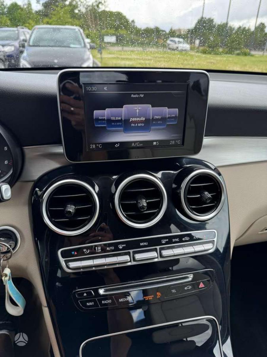 Black Mercedes-Benz GLC 220 2016 in Telschi, with an engine capacity of 2.14 L and mileage of 255 thousand km for 16500 €, photo 35 on AUTOMOTO.COM.LV