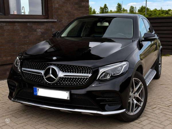 Black Mercedes-Benz GLC 220 2016 in Klaipeda, with an engine capacity of 2.14 L and mileage of 156 thousand km for 27500 €, photo 3 on AUTOMOTO.COM.LV