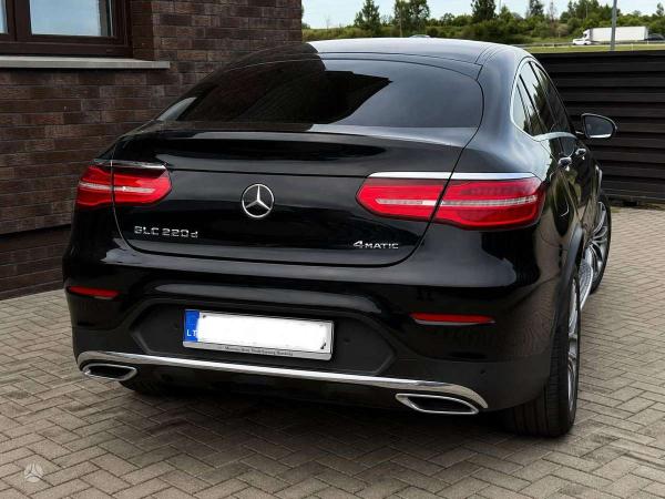 Black Mercedes-Benz GLC 220 2016 in Klaipeda, with an engine capacity of 2.14 L and mileage of 156 thousand km for 27500 €, photo 8 on AUTOMOTO.COM.LV