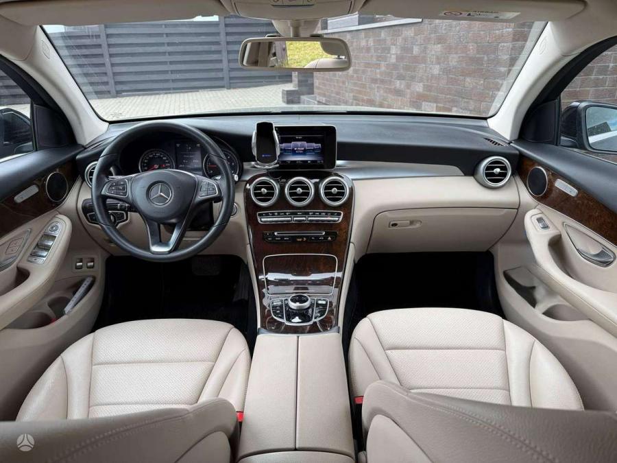 Melns Mercedes-Benz GLC 220 2016 Klaipėda, ar dzinēja tilpumu 2.14 L un nobraukumu 156 tūkst. km par 27500 €, foto 11 vietnē AUTOMOTO.COM.LV
