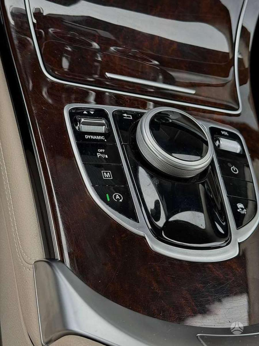Melns Mercedes-Benz GLC 220 2016 Klaipėda, ar dzinēja tilpumu 2.14 L un nobraukumu 156 tūkst. km par 27500 €, foto 17 vietnē AUTOMOTO.COM.LV
