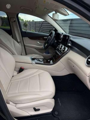 Melns Mercedes-Benz GLC 220 2016 Klaipėda, ar dzinēja tilpumu 2.14 L un nobraukumu 156 tūkst. km par 27500 €, foto 22 vietnē AUTOMOTO.COM.LV