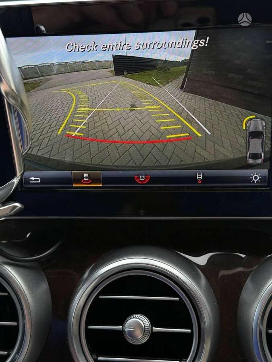Melns Mercedes-Benz GLC 220 2016 Klaipėda, ar dzinēja tilpumu 2.14 L un nobraukumu 156 tūkst. km par 27500 €, foto 23 vietnē AUTOMOTO.COM.LV