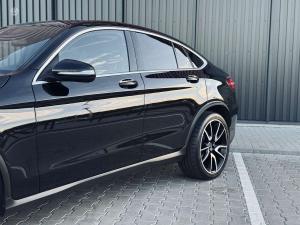 Melns Mercedes-Benz GLC 220 2016 Kauņa, ar dzinēja tilpumu 2.14 L un nobraukumu 330 tūkst. km par 17300 €, foto 32 vietnē AUTOMOTO.COM.LV