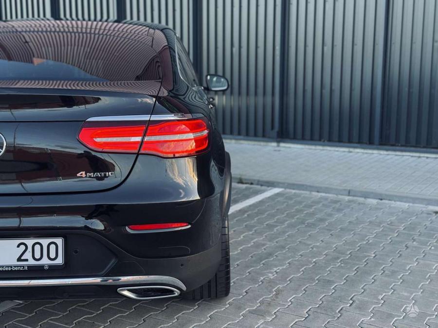 Melns Mercedes-Benz GLC 220 2016 Kauņa, ar dzinēja tilpumu 2.14 L un nobraukumu 330 tūkst. km par 17300 €, foto 36 vietnē AUTOMOTO.COM.LV