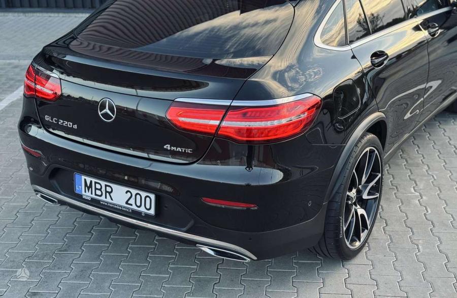 Melns Mercedes-Benz GLC 220 2016 Kauņa, ar dzinēja tilpumu 2.14 L un nobraukumu 330 tūkst. km par 17300 €, foto 40 vietnē AUTOMOTO.COM.LV