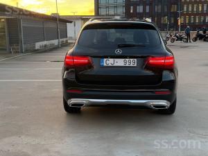 Melns Mercedes-Benz GLC 220 2016 Rīga, ar dzinēja tilpumu 2.20 L un nobraukumu 180 tūkst. km par 20300 €, foto 6 vietnē AUTOMOTO.COM.LV