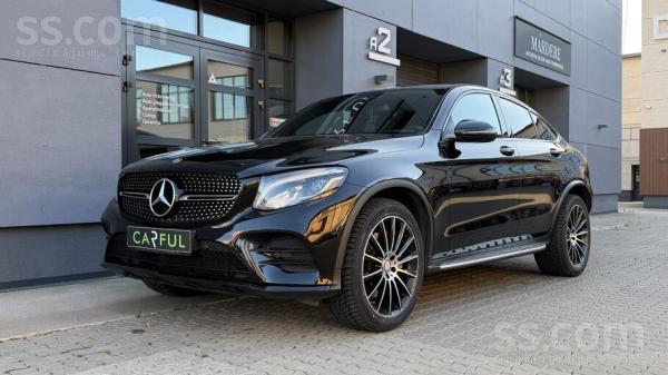 Black Mercedes-Benz GLC 220 2016 in Riga, with an engine capacity of 2.20 L and mileage of 102 thousand km for 25000 €, photo 6 on AUTOMOTO.COM.LV