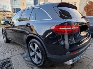 Black Mercedes-Benz GLC 220 2017 in Kaunas, with an engine capacity of 2.14 L and mileage of 160 thousand km for 21950 €, photo 5 on AUTOMOTO.COM.LV
