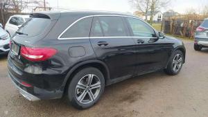 Black Mercedes-Benz GLC 220 2017 in Panevezys, with an engine capacity of 2.14 L and mileage of 173 thousand km for 19500 €, photo 8 on AUTOMOTO.COM.LV