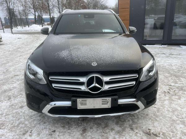 Melns Mercedes-Benz GLC 220 2017 Kauņa, ar dzinēja tilpumu 2.14 L un nobraukumu 161 tūkst. km par 21950 €, foto 8 vietnē AUTOMOTO.COM.LV