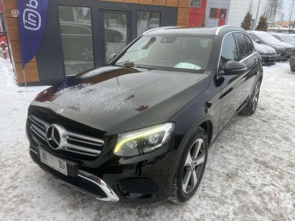 Melns Mercedes-Benz GLC 220 2017 Kauņa, ar dzinēja tilpumu 2.14 L un nobraukumu 161 tūkst. km par 21950 €, foto 9 vietnē AUTOMOTO.COM.LV