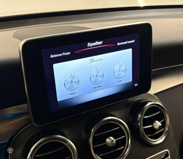 Black Mercedes-Benz GLC 220 2017 in Marijampole, with an engine capacity of 2.14 L and mileage of 238 thousand km for 20650 €, photo 9 on AUTOMOTO.COM.LV