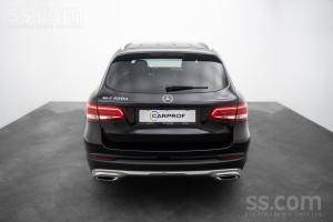Melns Mercedes-Benz GLC 220 2017 Tallina, ar dzinēja tilpumu 2.10 L un nobraukumu 230 tūkst. km par 16999 €, foto 8 vietnē AUTOMOTO.COM.LV