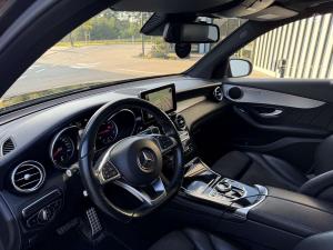 Black Mercedes-Benz GLC 220 2017 in Vilnius, with an engine capacity of 2.14 L and mileage of 157 thousand km for 21000 €, photo 8 on AUTOMOTO.COM.LV